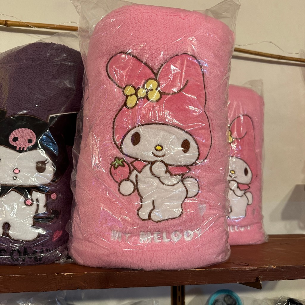SNOWP MY MELODY SNOWTHROW • Shiga's Imports